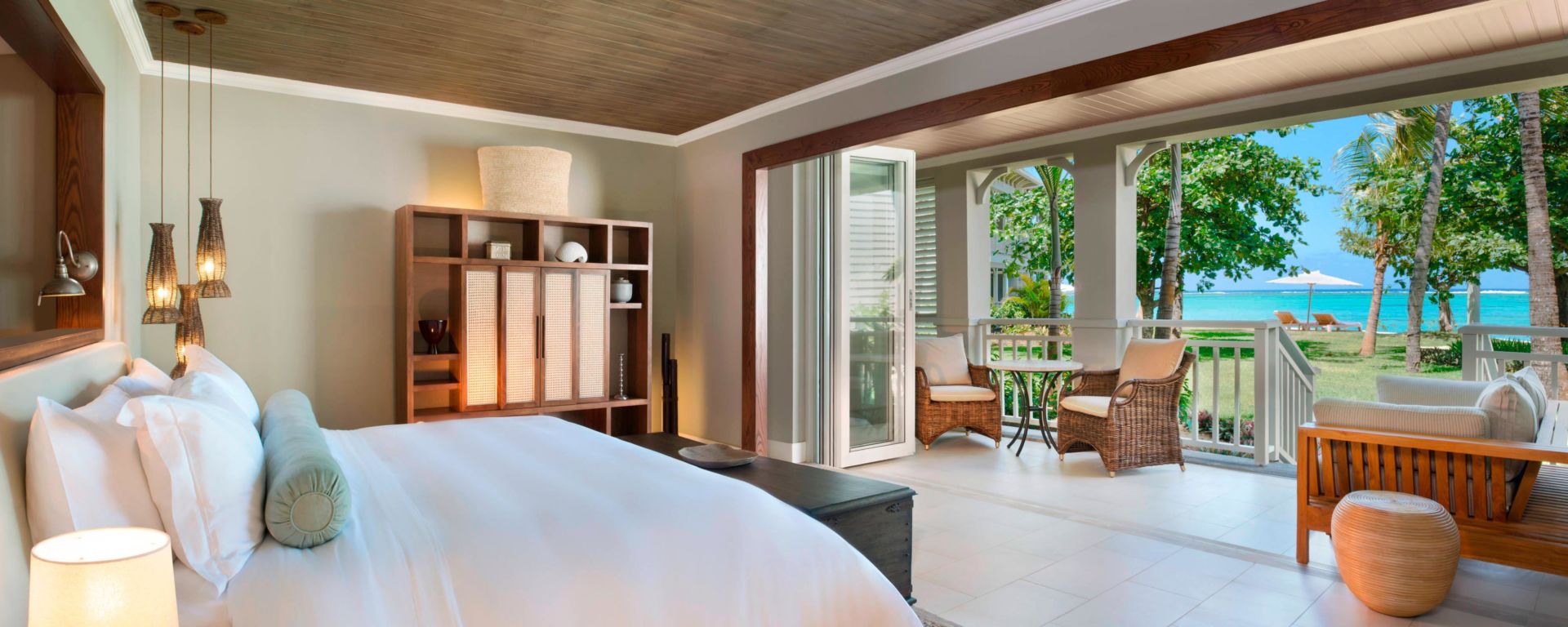 St. Regis Mauritius Resort - RobbiEnroute